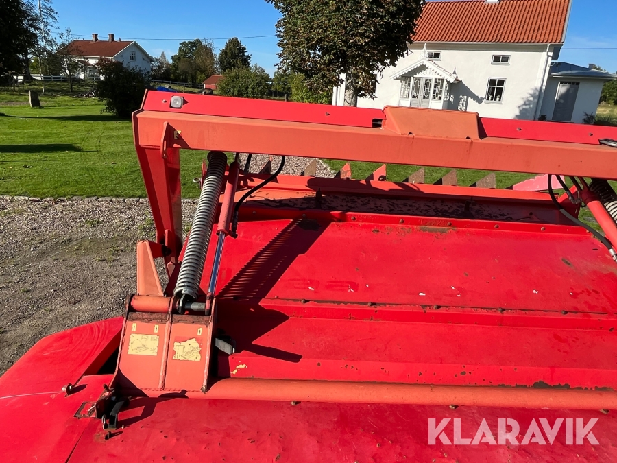 Slåtterkross Taarup 4232 LT, Gislaved, Klaravik auktioner