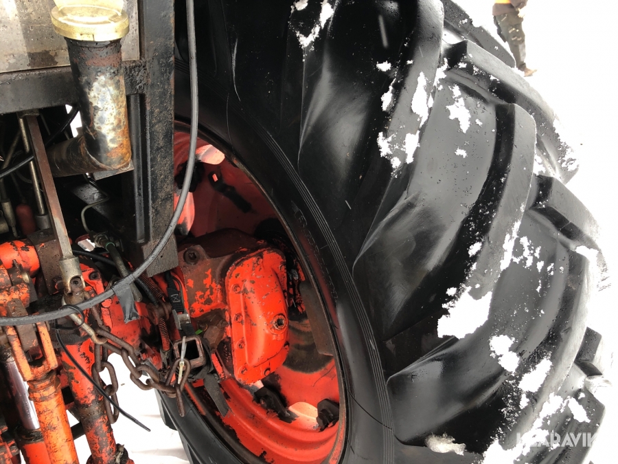 Traktor Case 1490 4-WD