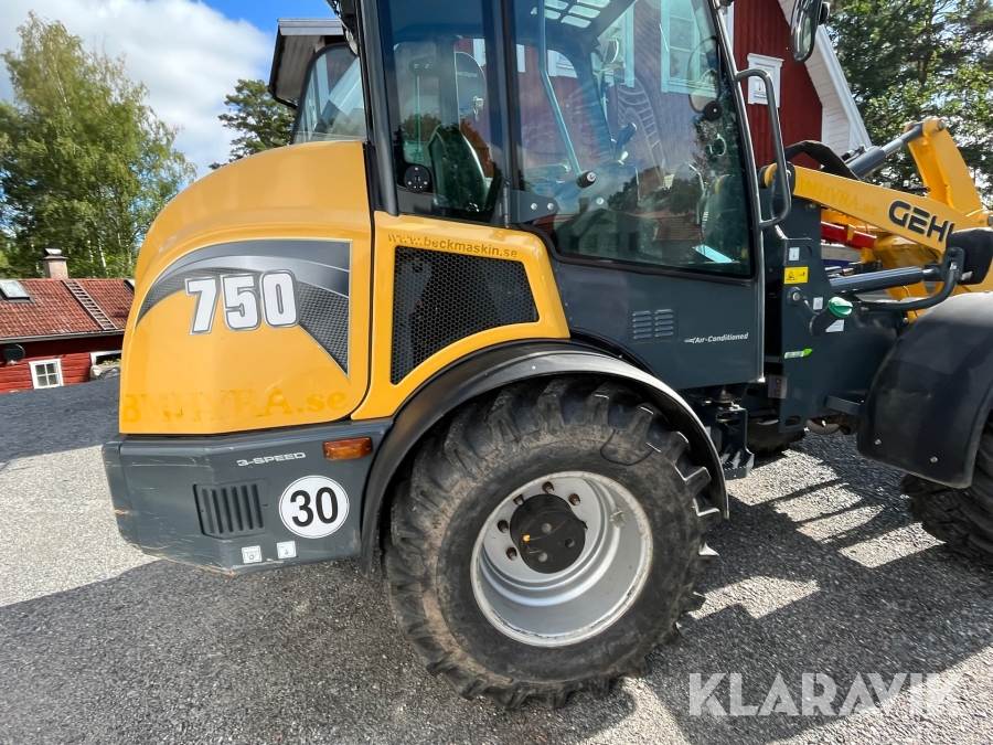 Lastmaskin Gehl 750, Norrtälje, Klaravik auktioner