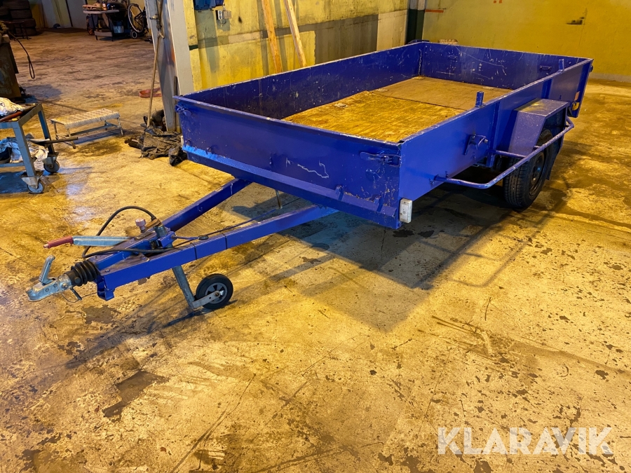 Klaravik Auktioner | Släpkärra