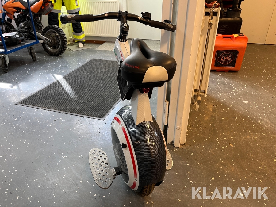 Eldriven enhjuling Solo balance GTW800, Solna, Klaravik aukt