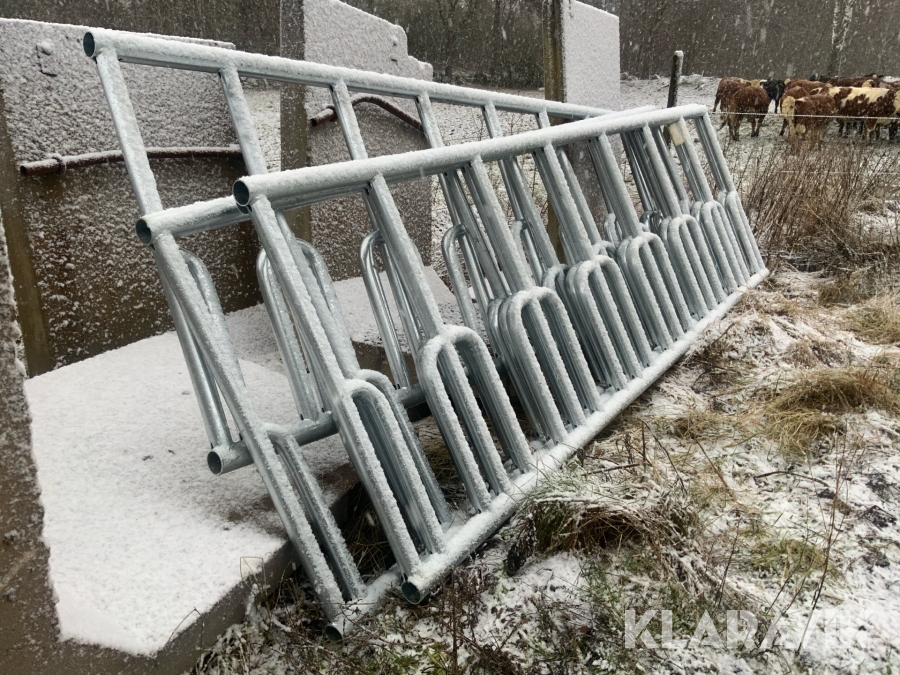 Foderfronter Kellfri, Tibro, Klaravik auktioner