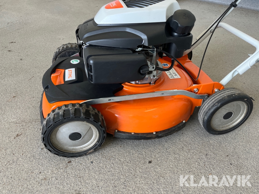 Gräsklippare Stihl RM4RTP, Nykvarn, Klaravik auktioner