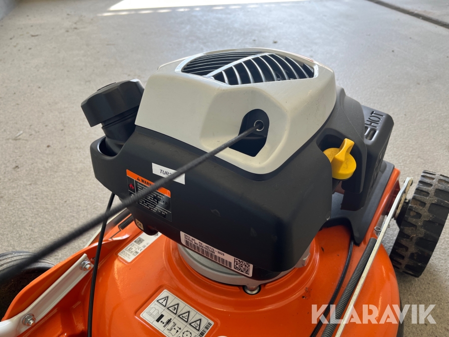 Gräsklippare Stihl RM4RTP, Nykvarn, Klaravik auktioner