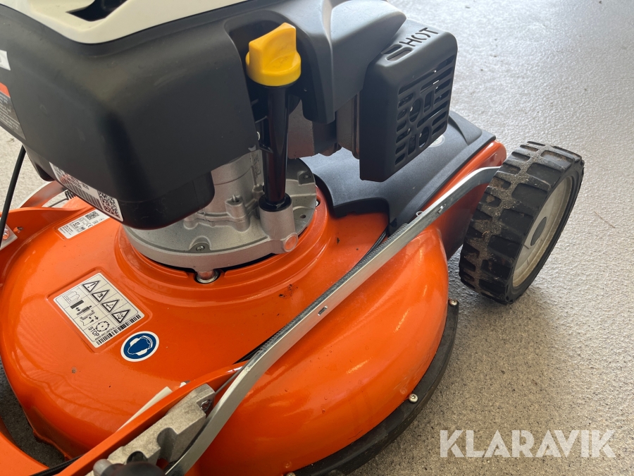 Gräsklippare Stihl RM4RTP, Nykvarn, Klaravik auktioner