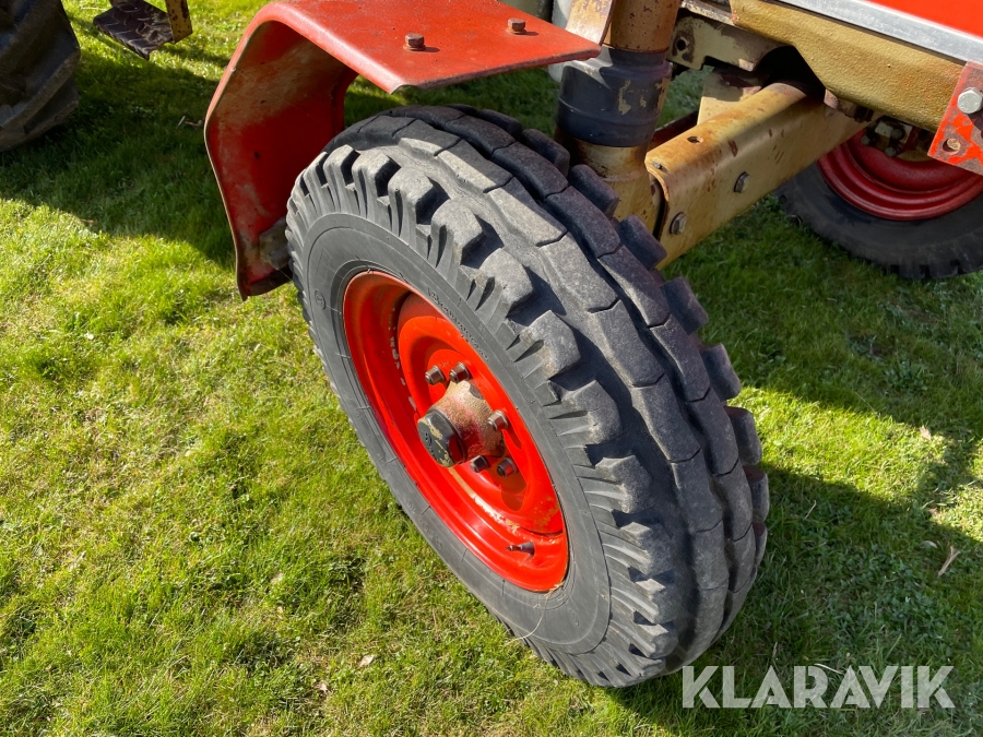 Traktor Zetor 4718, Vänersborg, Klaravik auktioner