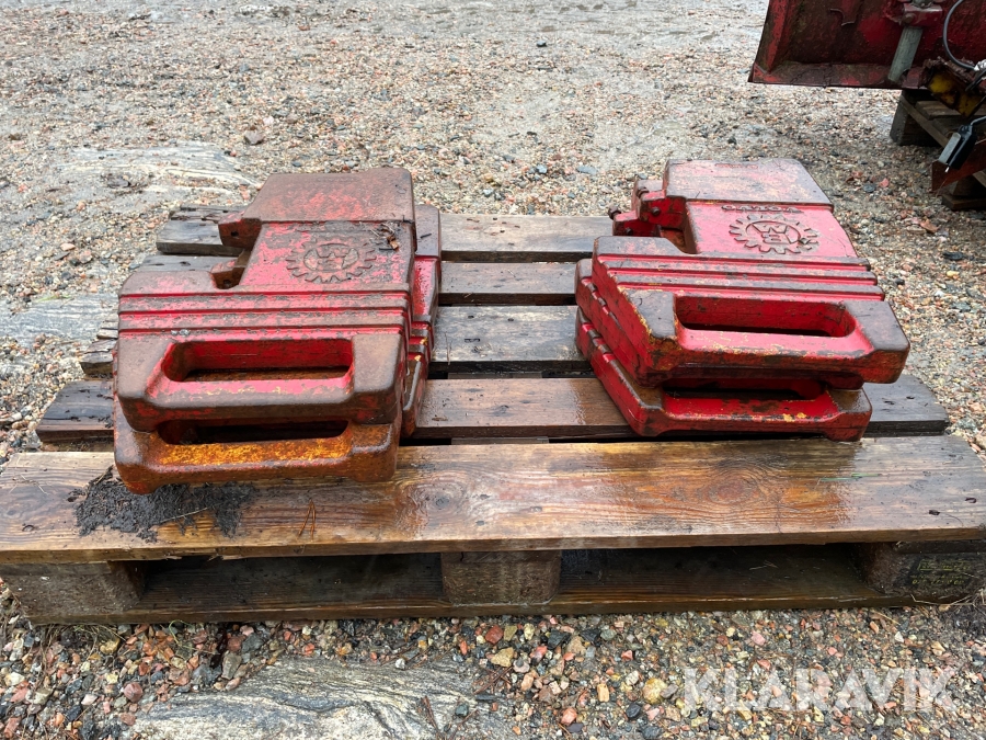 Frontvikter Volvo BM, Orust, Klaravik auktioner