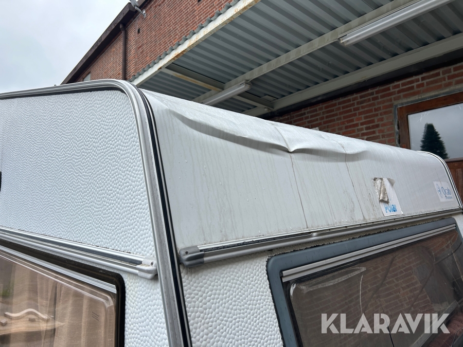 Snöskadad Husvagn Polar 520 GL, Örnsköldsvik, Klaravik aukti