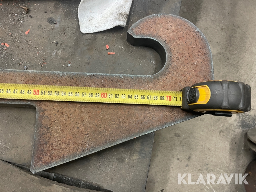 Fästen till stora bm, Örebro, Klaravik auktioner