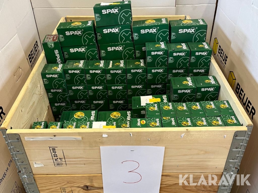 Parti med skruv Spax, Linköping, Klaravik auktioner