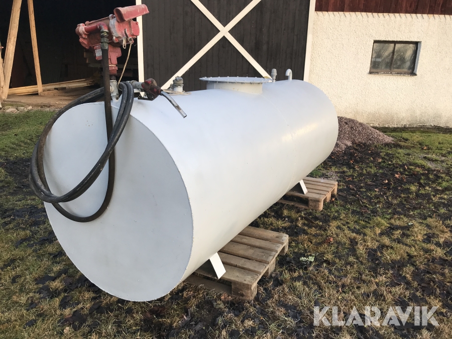 Dieseltank med pump Götlinds Farmartank 3 m3, Falköping, Kla