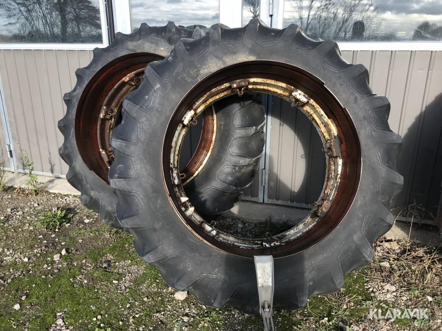 Klaravik Auktioner | Dubbelmontage 16,9-38