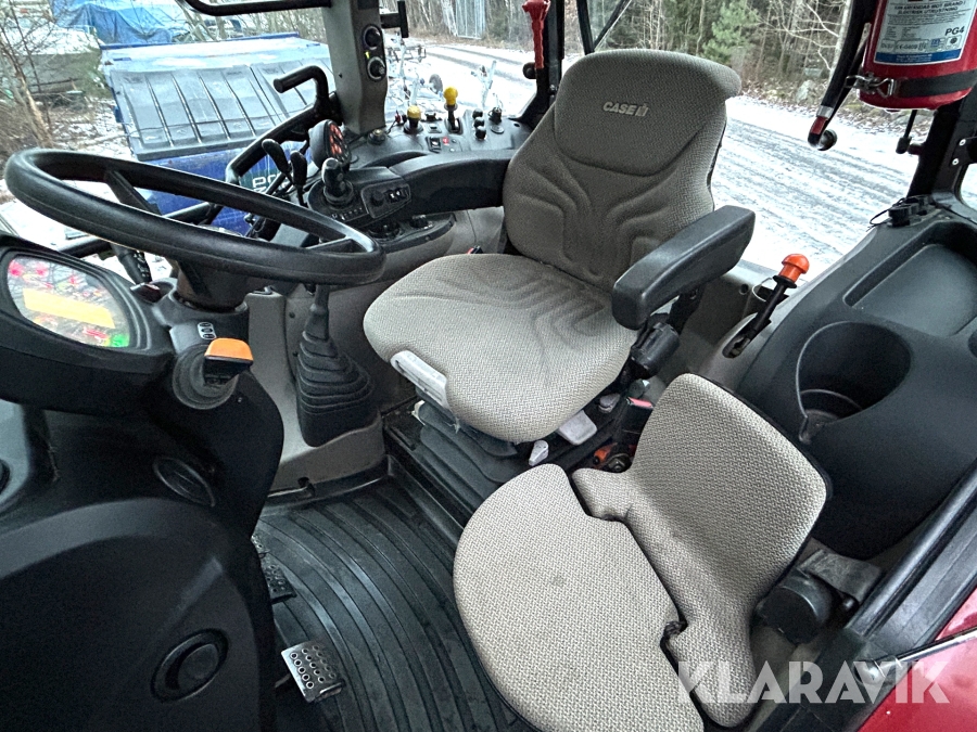 Traktor Case Farmall 115 U Pro, Tjörn, Klaravik auktioner