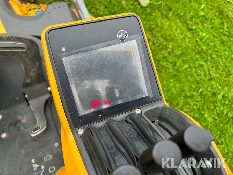 Gräsklippare/redskapsbärare Stiga Park Pro 740 QX, Mölndal,