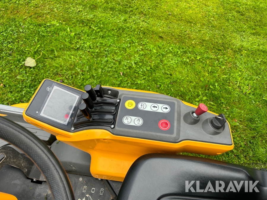 Gräsklippare/redskapsbärare Stiga Park Pro 740 QX, Mölndal,