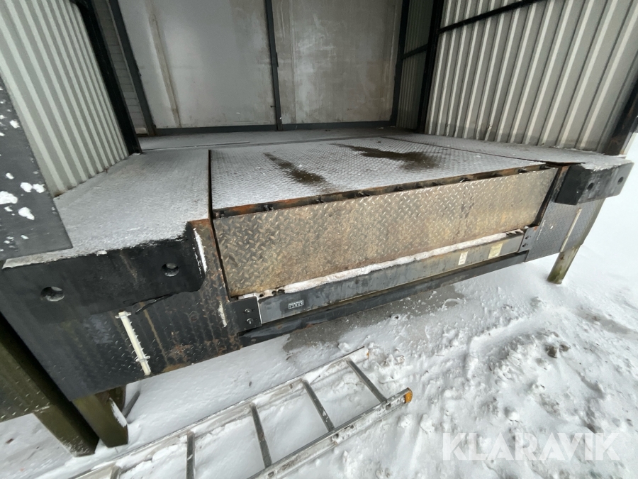 Lastkaj hydraulisk, Stockholm, Klaravik auktioner