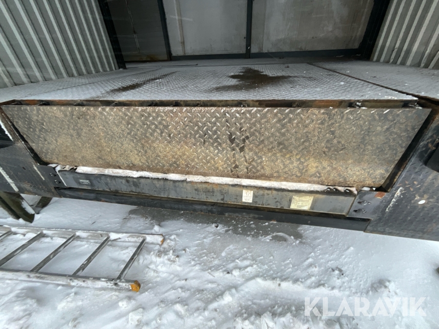 Lastkaj hydraulisk, Stockholm, Klaravik auktioner