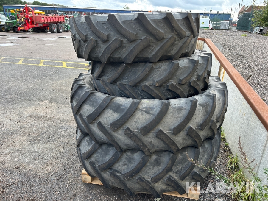 Däck Petlas & Continental, Kungälv, Klaravik auktioner