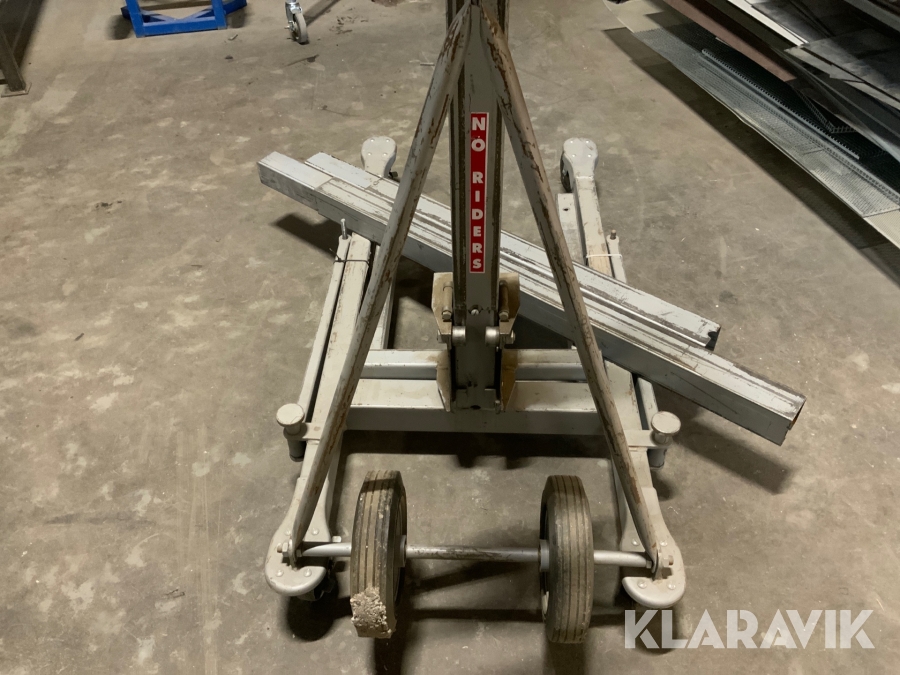 Materiallift Vermette 512A, Nyköping, Klaravik auktioner