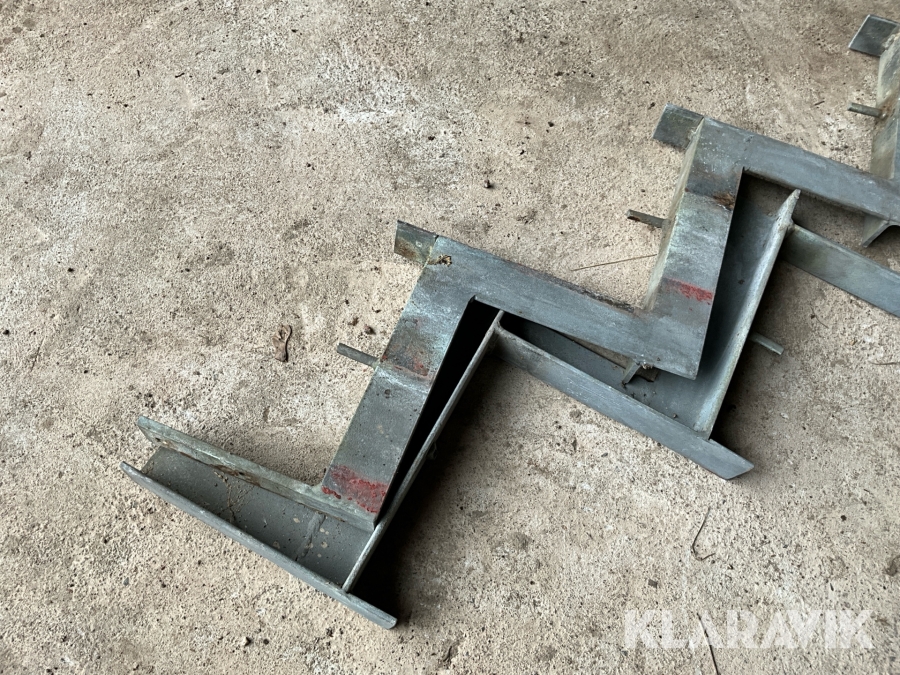 Trappfäste, Lekeberg, Klaravik auktioner