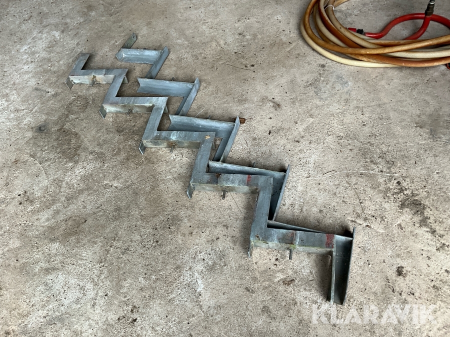 Trappfäste, Lekeberg, Klaravik auktioner