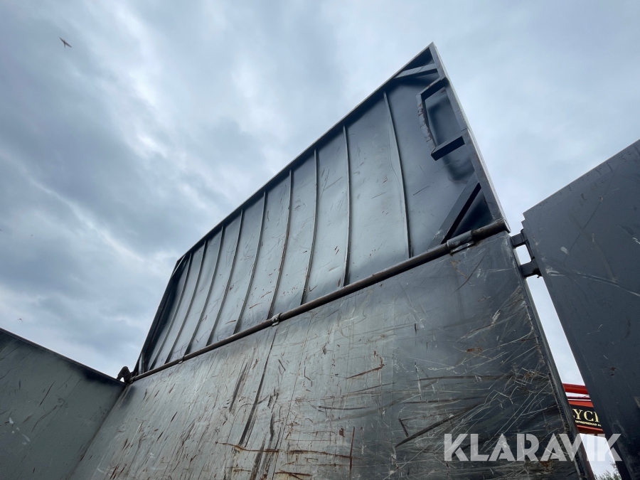 Container med lock 38 kubik Flakab, Härryda, Klaravik auktio