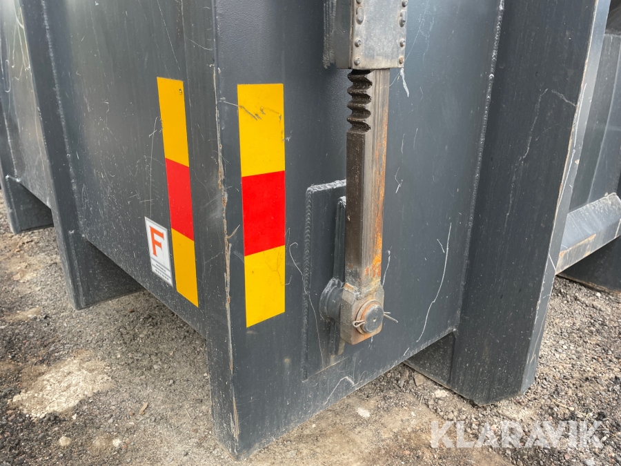 Container med lock 38 kubik Flakab, Härryda, Klaravik auktio