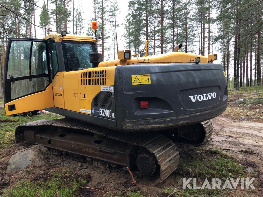 Grävmaskin Volvo EC240 med tiltrotator