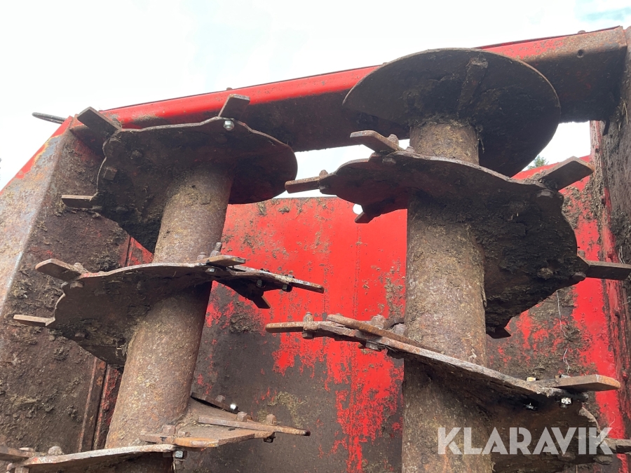 Gödselspridare Jeantil Epandeur Vertical E V R 12.8, Skellef