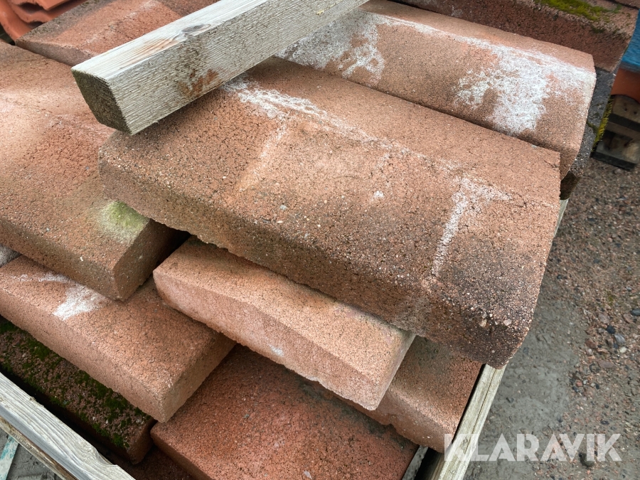 Klaravik Auktioner | Locksten mur