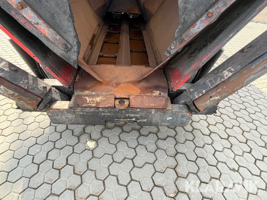 Asfaltsläggare Vögele Super 1303-2, Svalöv, Klaravik auktion