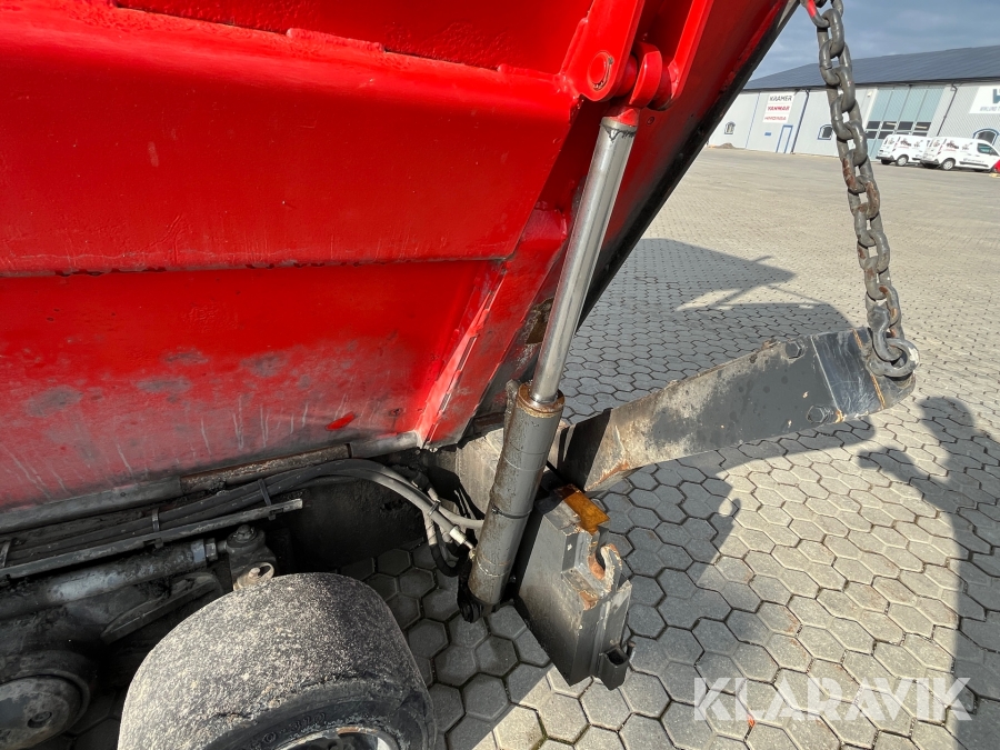 Asfaltsläggare Vögele Super 1303-2, Svalöv, Klaravik auktion