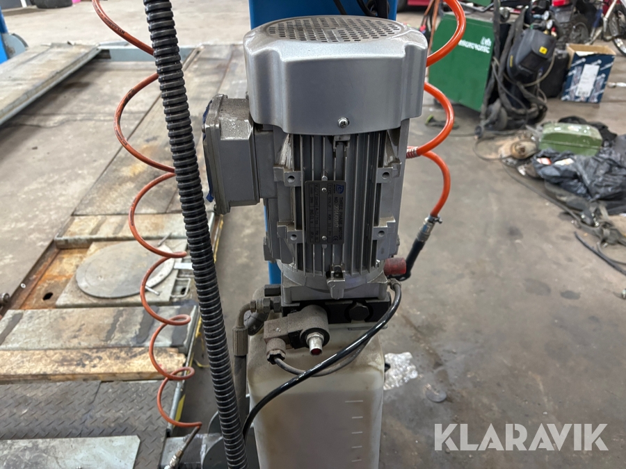 Fyrpelarlyft Nordic lift EE-6435B, Säffle, Klaravik auktione
