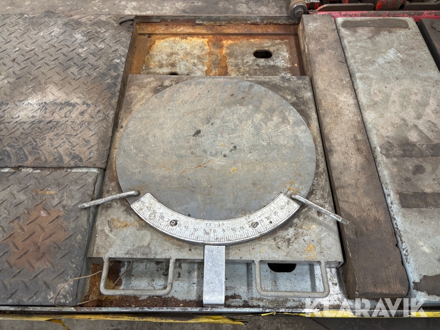 Fyrpelarlyft Nordic lift EE-6435B, Säffle, Klaravik auktione