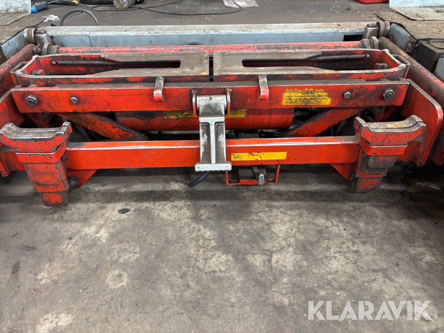 Fyrpelarlyft Nordic lift EE-6435B, Säffle, Klaravik auktione