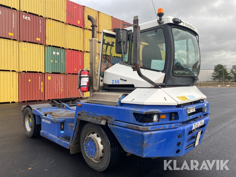 Terminaltraktor TERBERG RT222, Helsingborg, Klaravik auktion