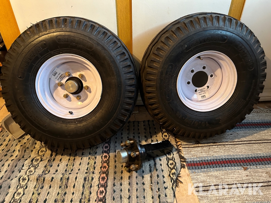 Hjul med nav Lutong Entreprenaddäck, Sundsvall, Klaravik auk