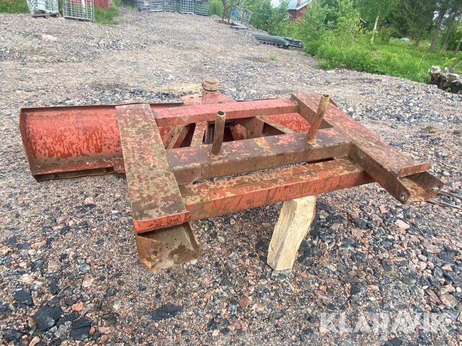 Isskrapa för gaffeltruck eller traktor, Övertorneå, Klara