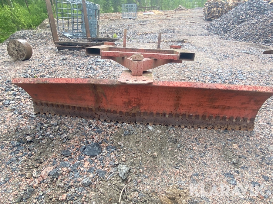 Isskrapa för gaffeltruck eller traktor, Övertorneå, Klara