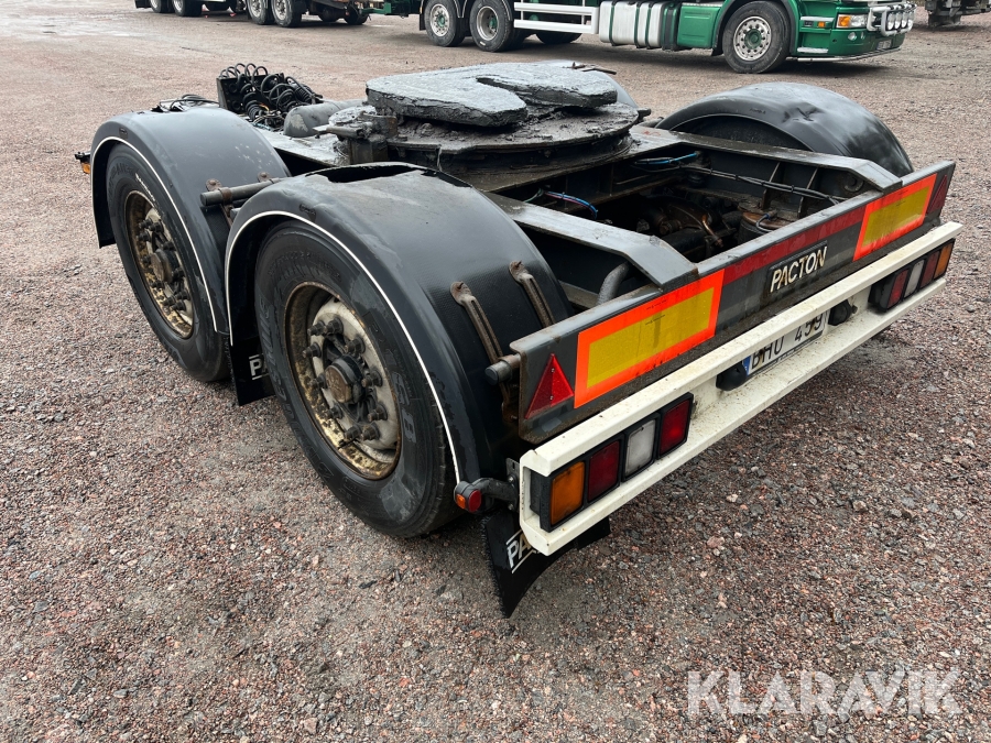 Dolly Pacton DXX218, Gävle, Klaravik auktioner