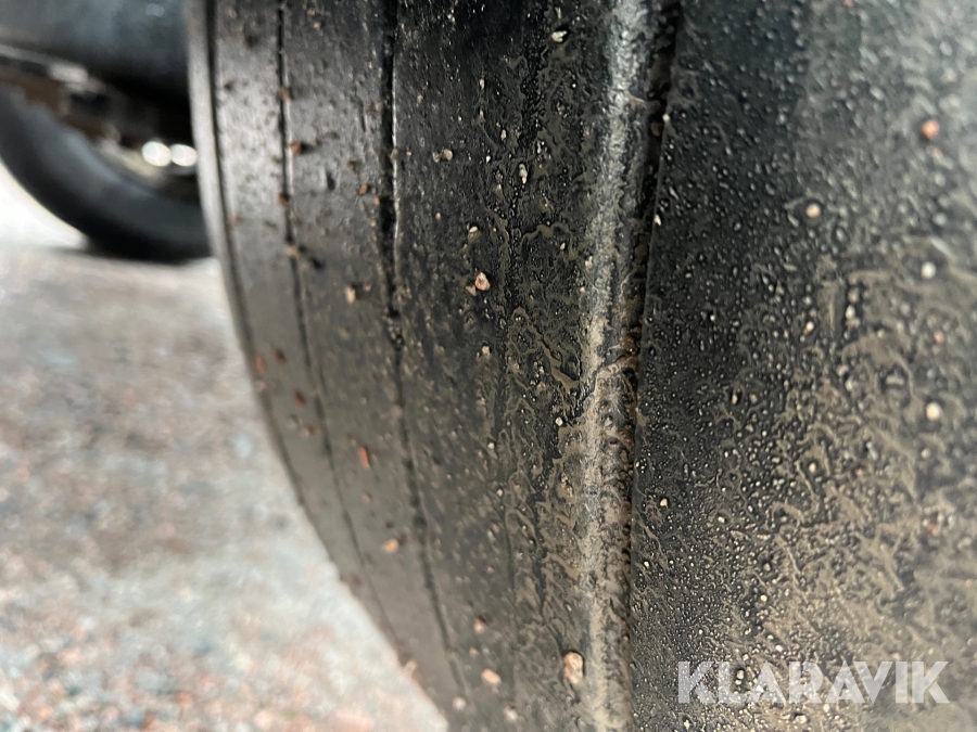 Dolly Pacton DXX218, Gävle, Klaravik auktioner