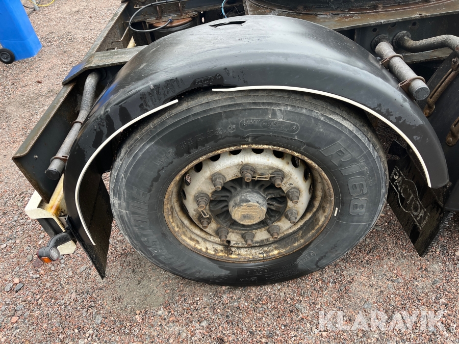 Dolly Pacton DXX218, Gävle, Klaravik auktioner