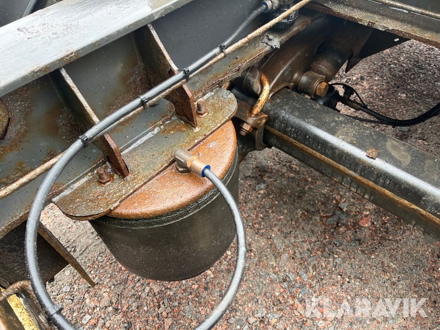 Dolly Pacton DXX218, Gävle, Klaravik auktioner