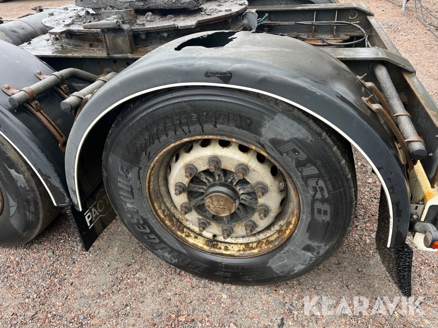 Dolly Pacton DXX218, Gävle, Klaravik auktioner