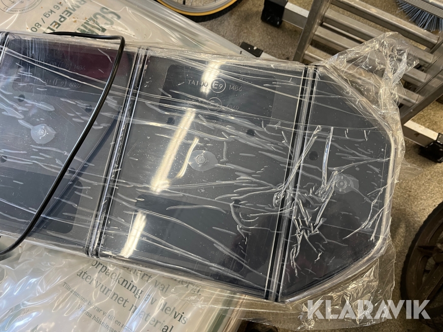 Blixtlampa, Sjöbo, Klaravik auktioner