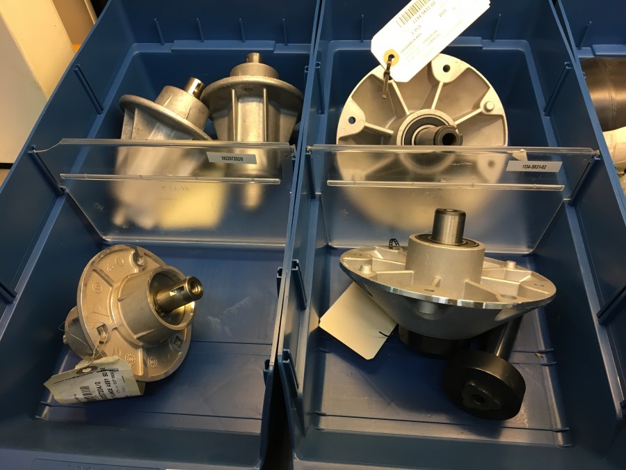 Klaravik Auktioner | Div reservdelar till stiga/gräsklippare