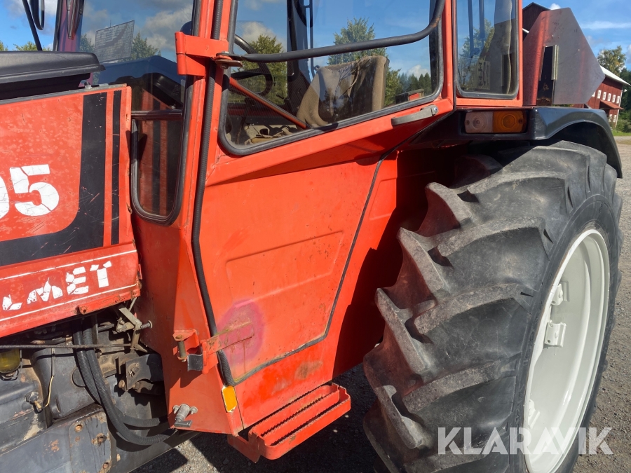 Traktor Volvo BM Valmet 305, Sala, Klaravik auktioner