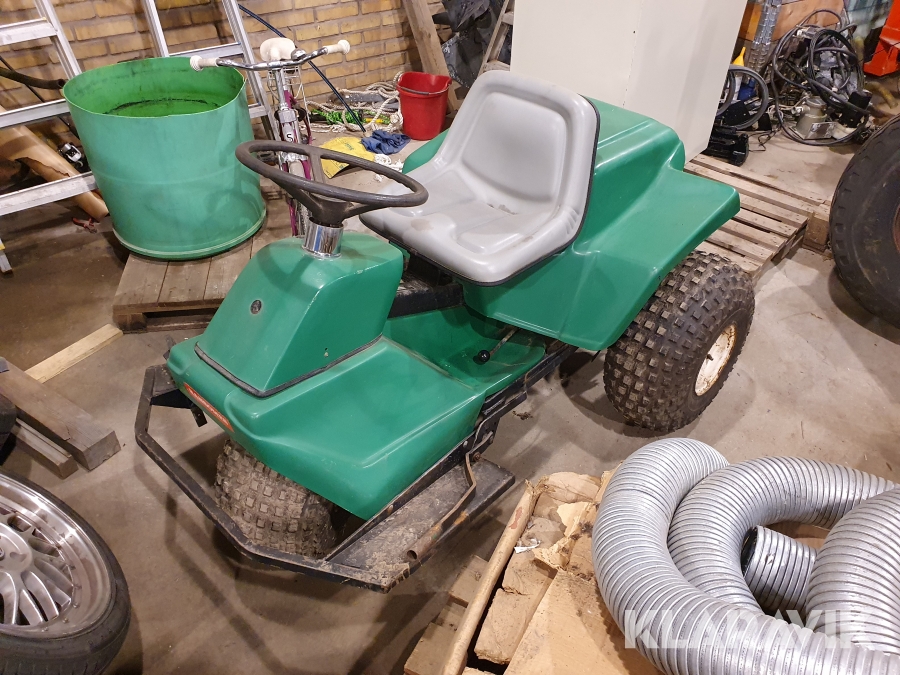 Bunkerkratta Ransomes Motor Rake