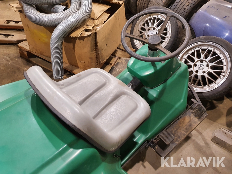 Bunkerkratta Ransomes Motor Rake