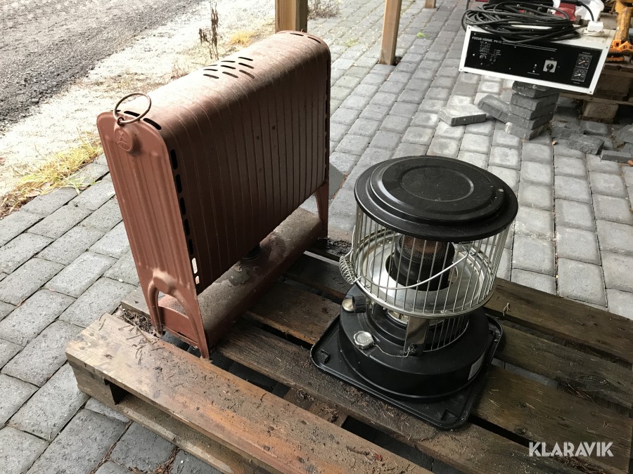 Klaravik Auktioner | 2st fotogenkaminer